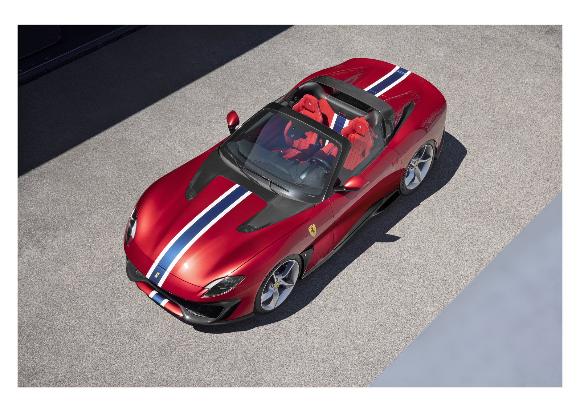 Présentation – Ferrari SP51 : un roadster unique