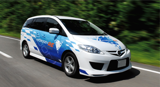 Le 5e Mazda Premacy Hydrogen RE Hybrid loué au Japon