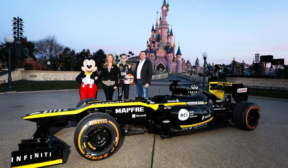 La F1 fait son show à Disneyland Paris (reportage vidéo)