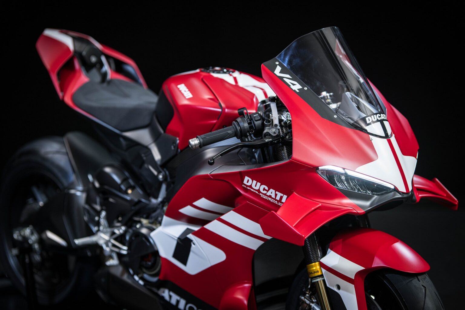 Pour ses 100 ans Ducati dégaine une MotoGP homologuée pour la route, la ...
