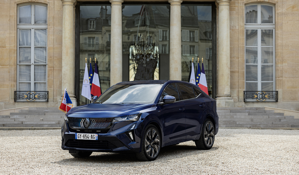 Le nouveau Renault Rafale du président Macron est-il mieux que son DS 7