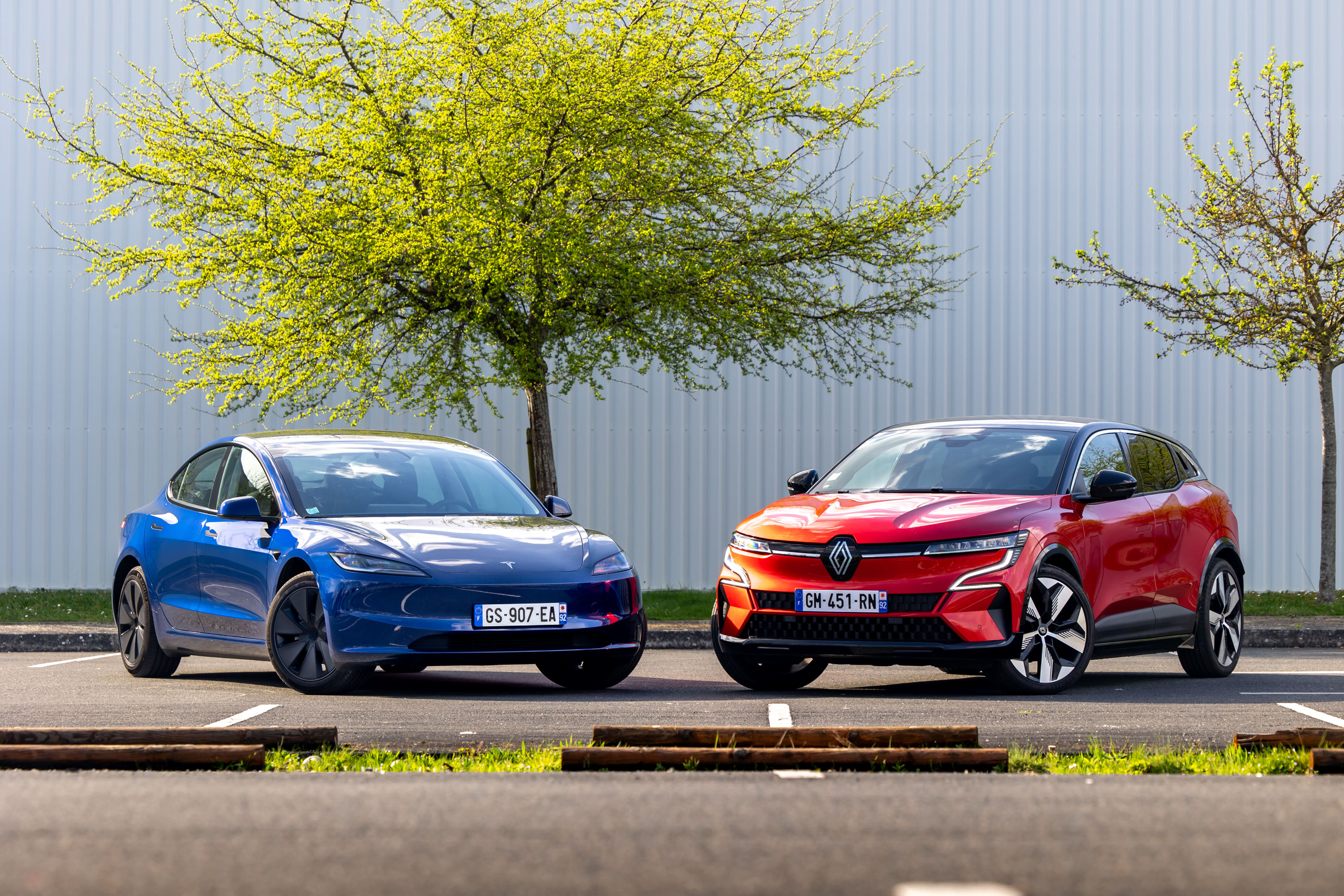 Tesla Model 3 Propulsion VS Renault Mégane E-Tech 220 ch : la guerre ...
