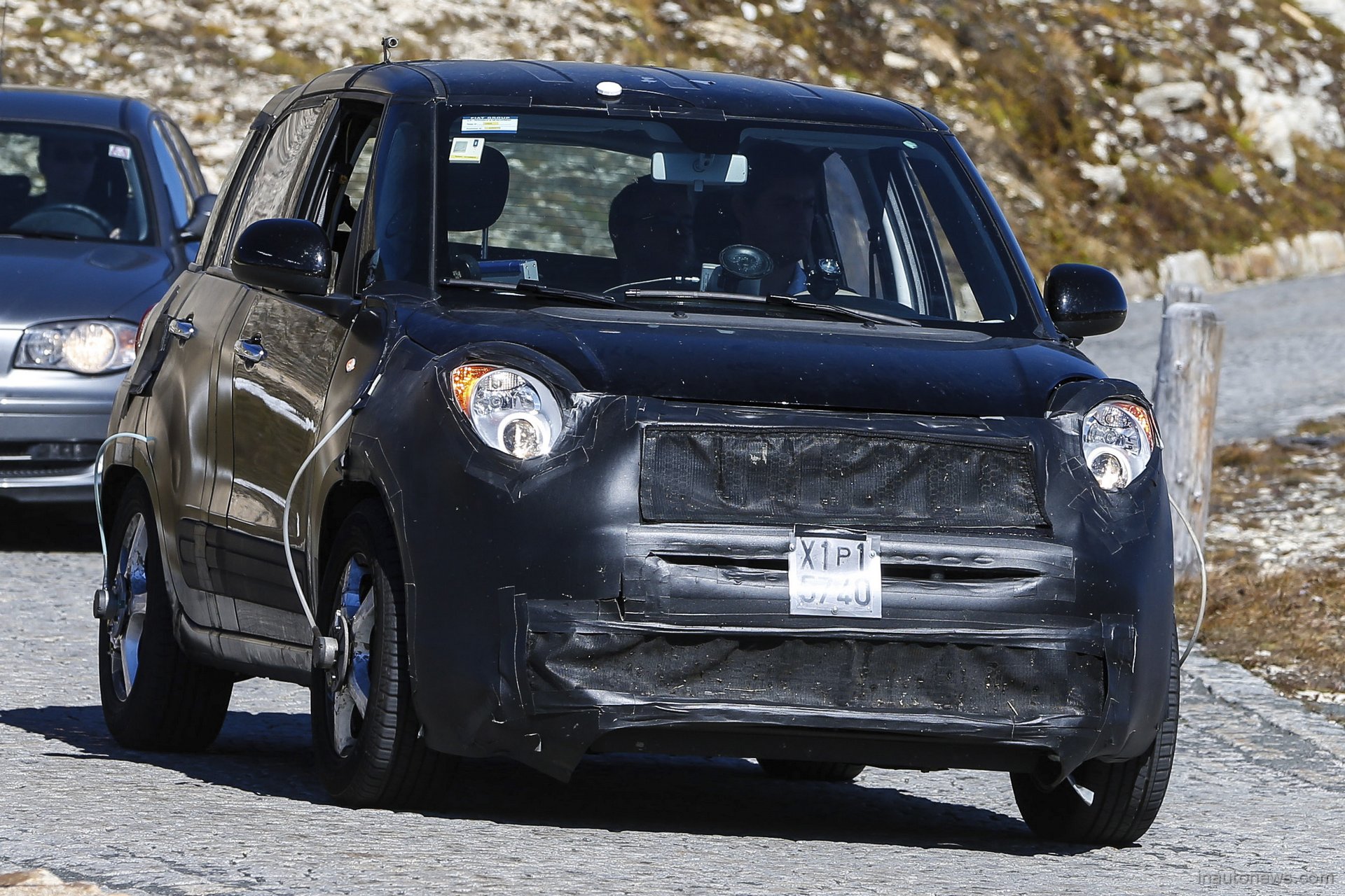 Surprise : la future Fiat 500X /Jeep Junior en balade