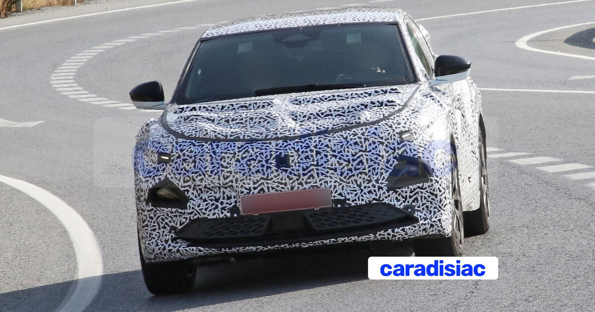 Avant le rendez-vous du Mondial, le SUV Alpine A390 prend la route