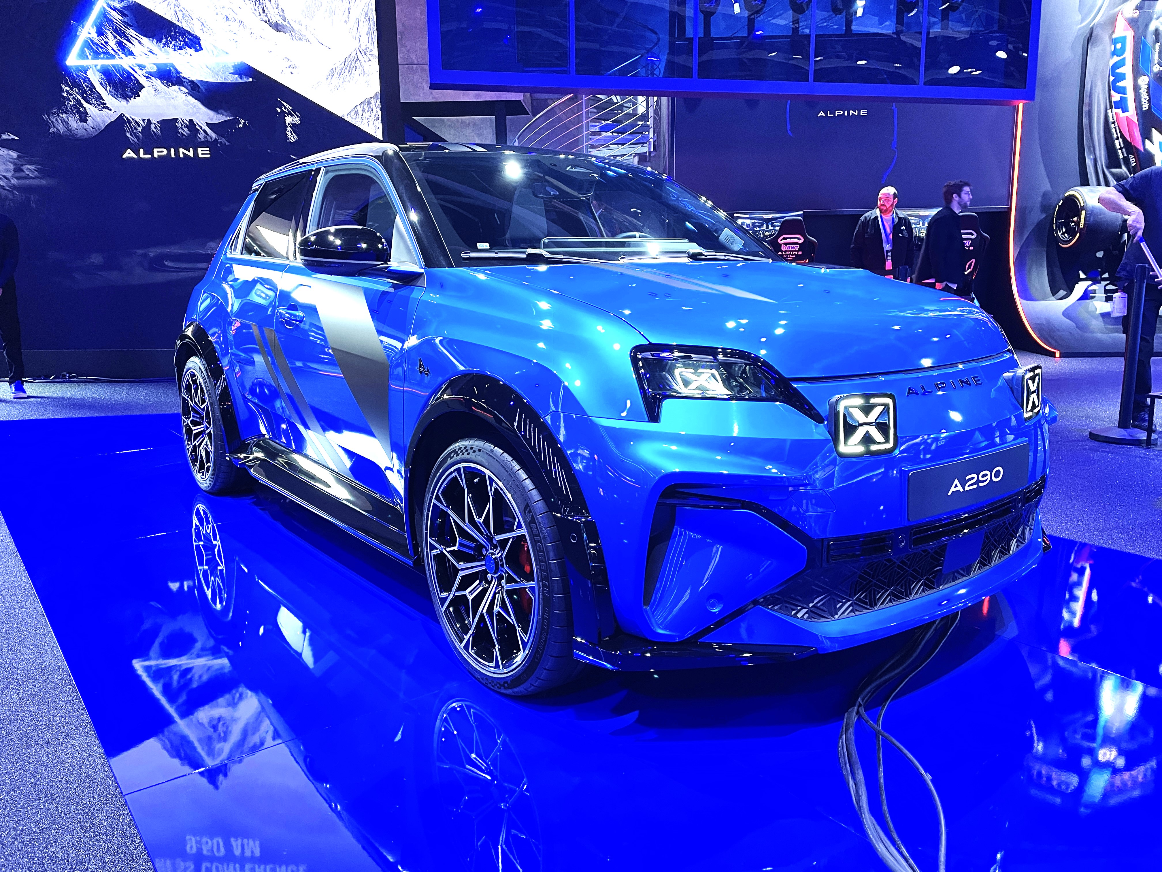 Mondial de l'Auto de Paris - Alpine A290 : une nouvelle R5 électrique ...