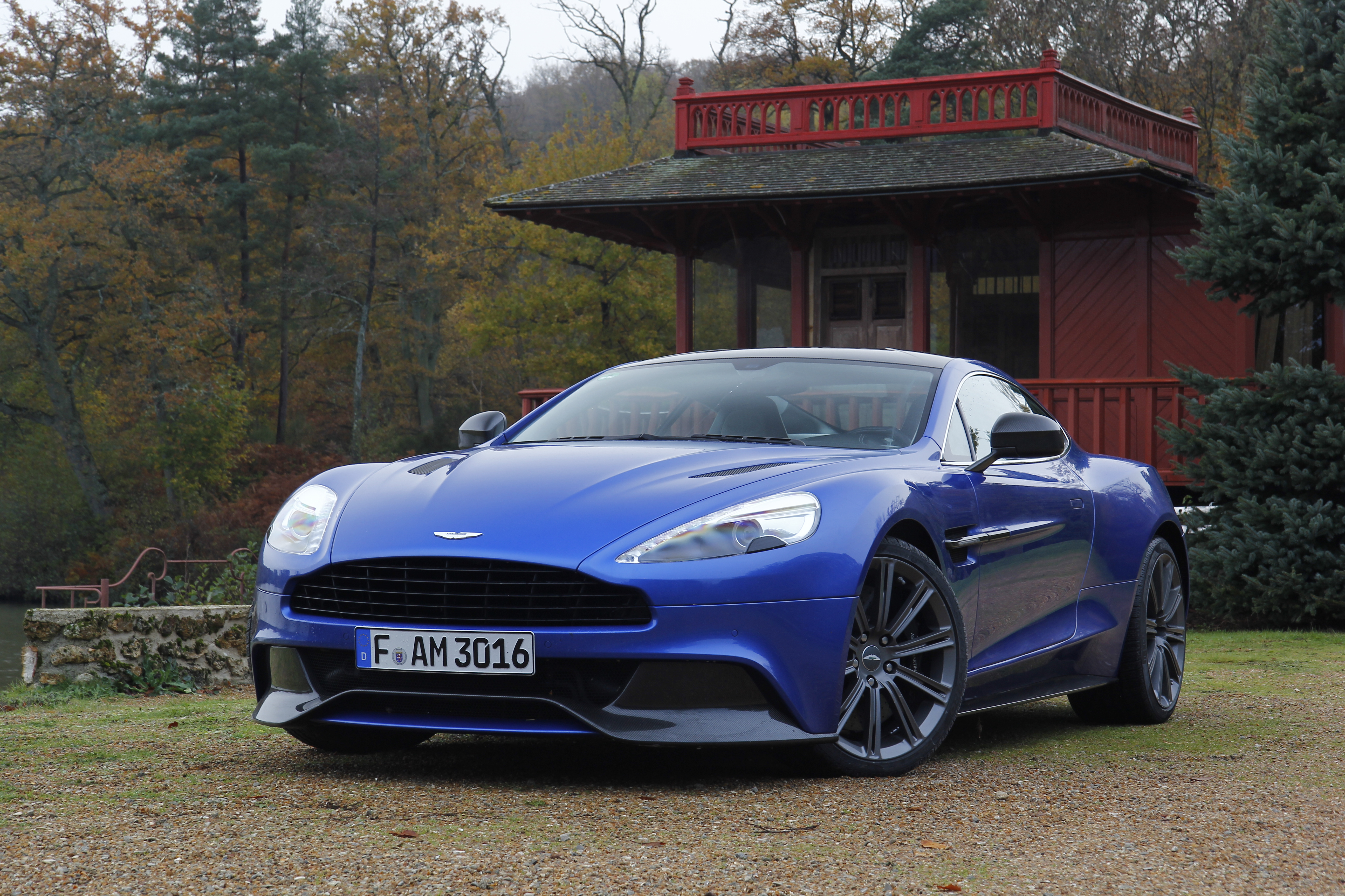 Essai vidéo - Aston Martin Vanquish : remède anti-morosité