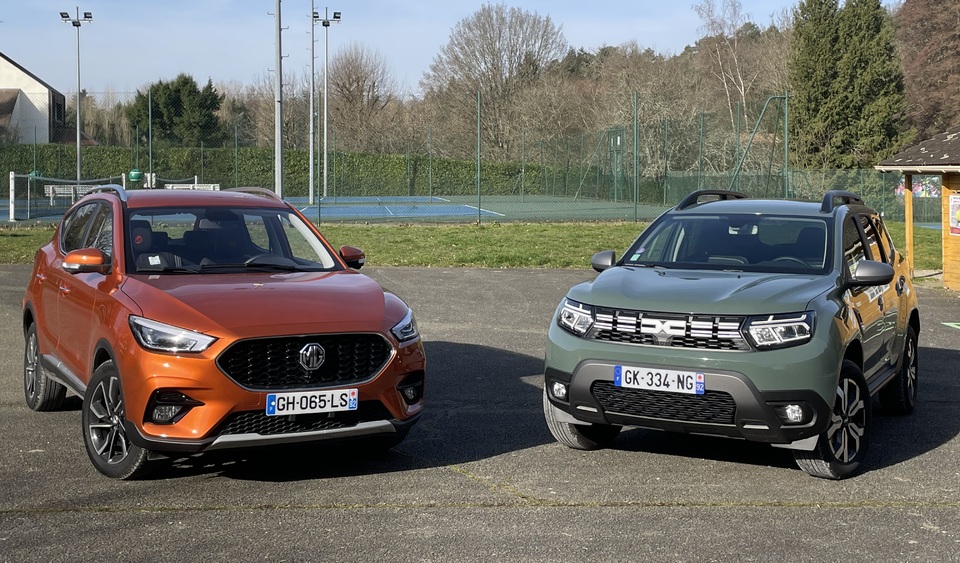Comparatif vidéo - Dacia Duster VS MG ZS : les hard discounter