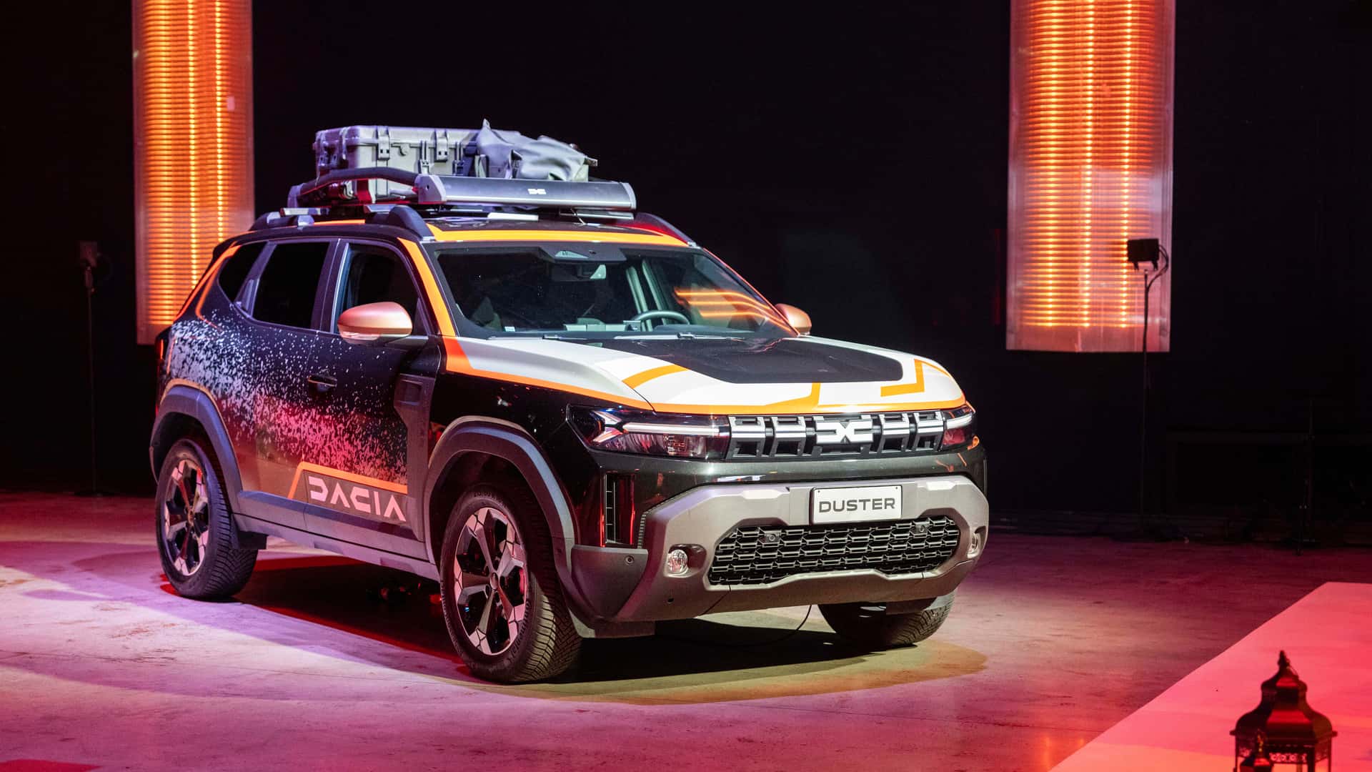 Le Dacia Duster se la joue "Porsche 911 Dakar"
