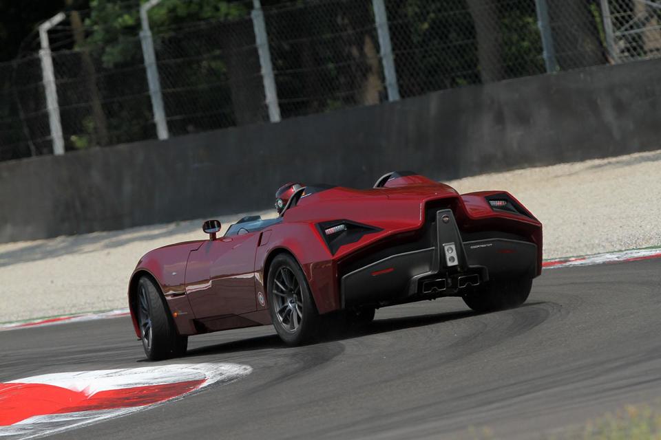 Spada Codatronca Monza: le plein de photos pour un véhicule pas si ...