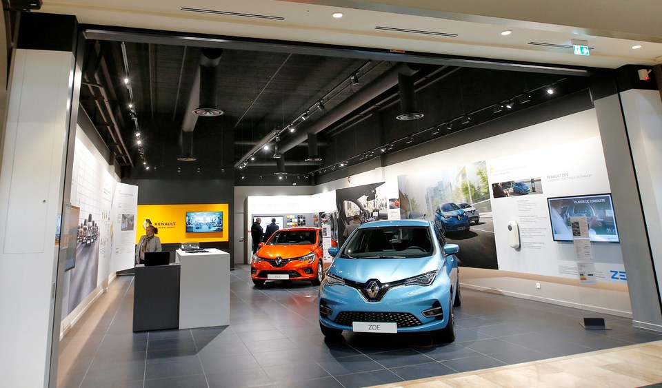 Renault City : une mini-concession dans un centre commercial