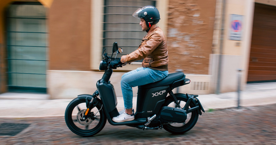 Le spécialiste de la mobilité électrique Askoll dévoile son nouveau ...