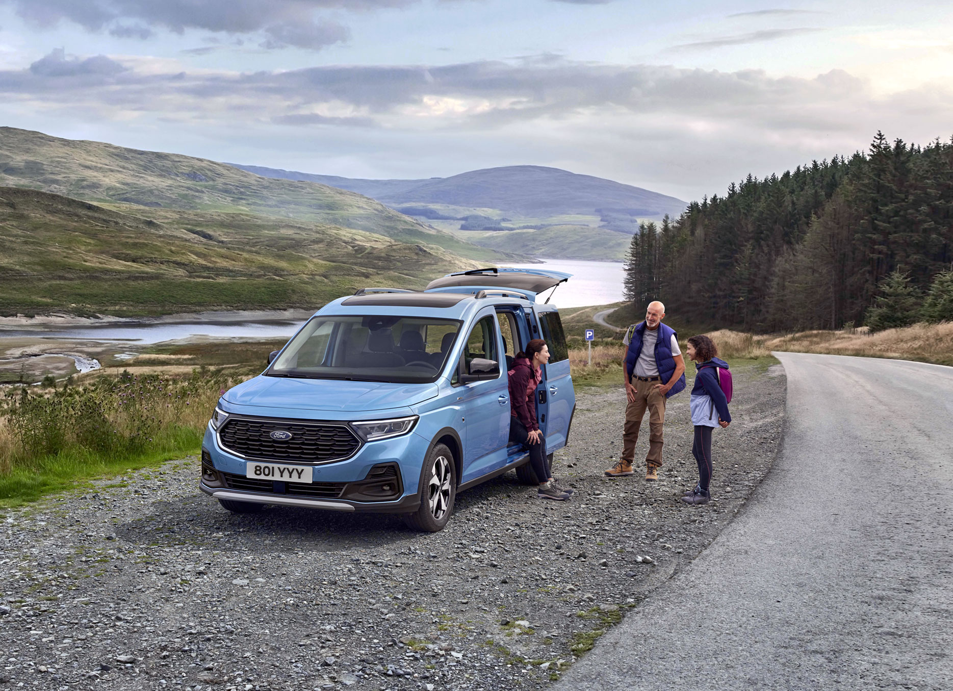 Ludospace Ford Tourneo Connect : lequel choisir