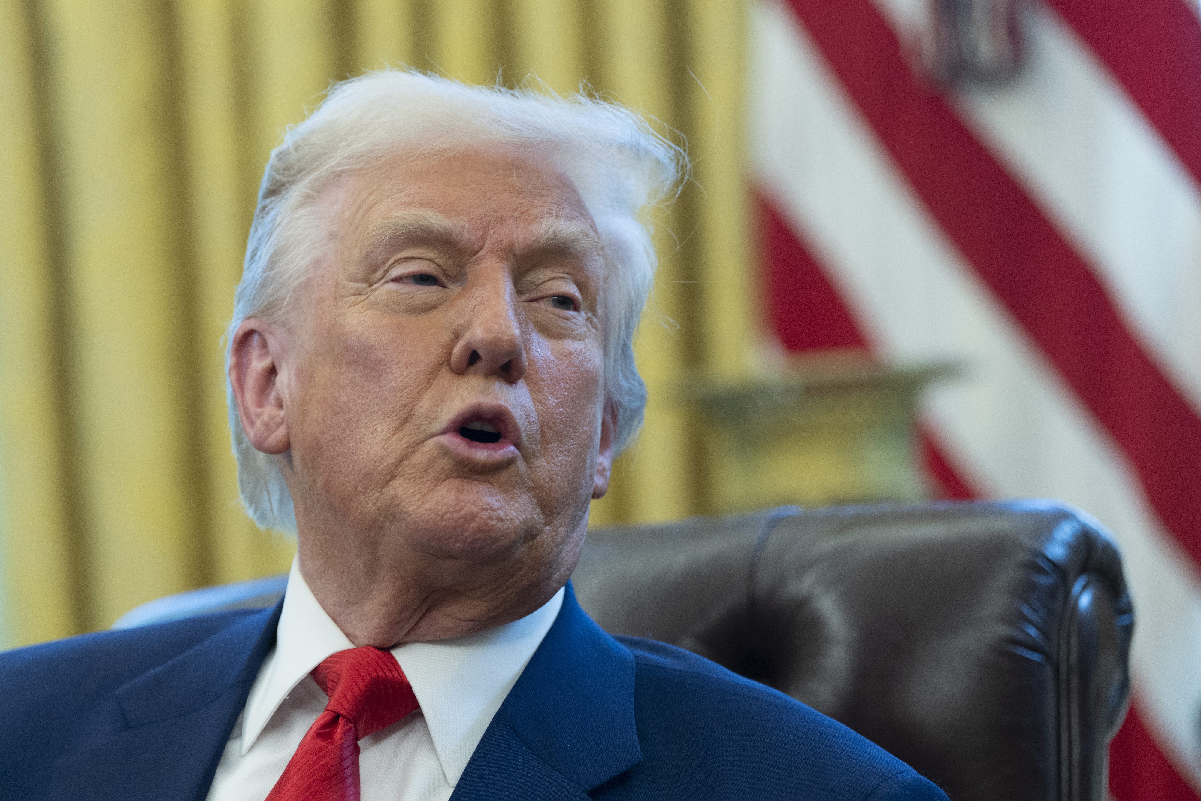 La pause douanière de Donald Trump concerne tous les secteurs, sauf l ...