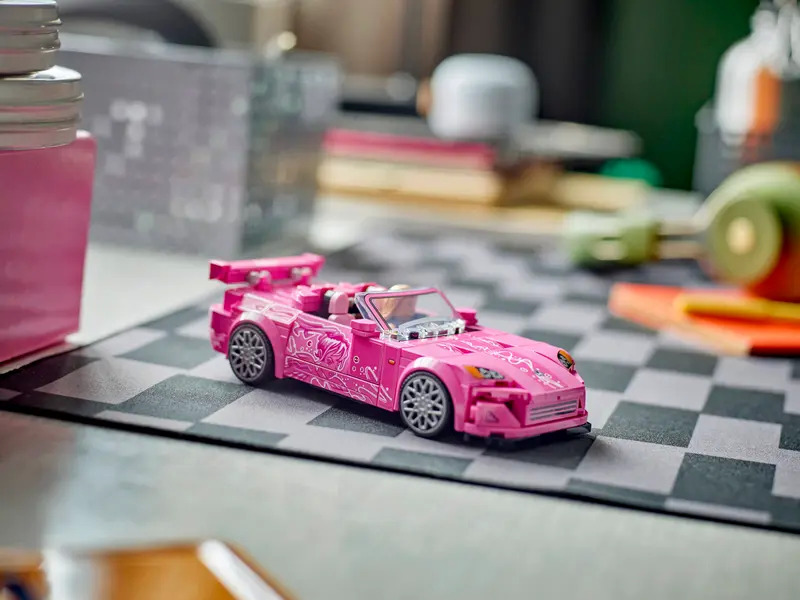 Voici la preuve qu'il est très difficile de faire une petite S2000 en Lego