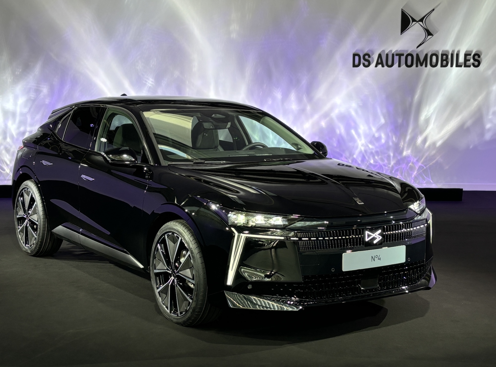 La nouvelle DS N°4 a un prix parfaitement premium