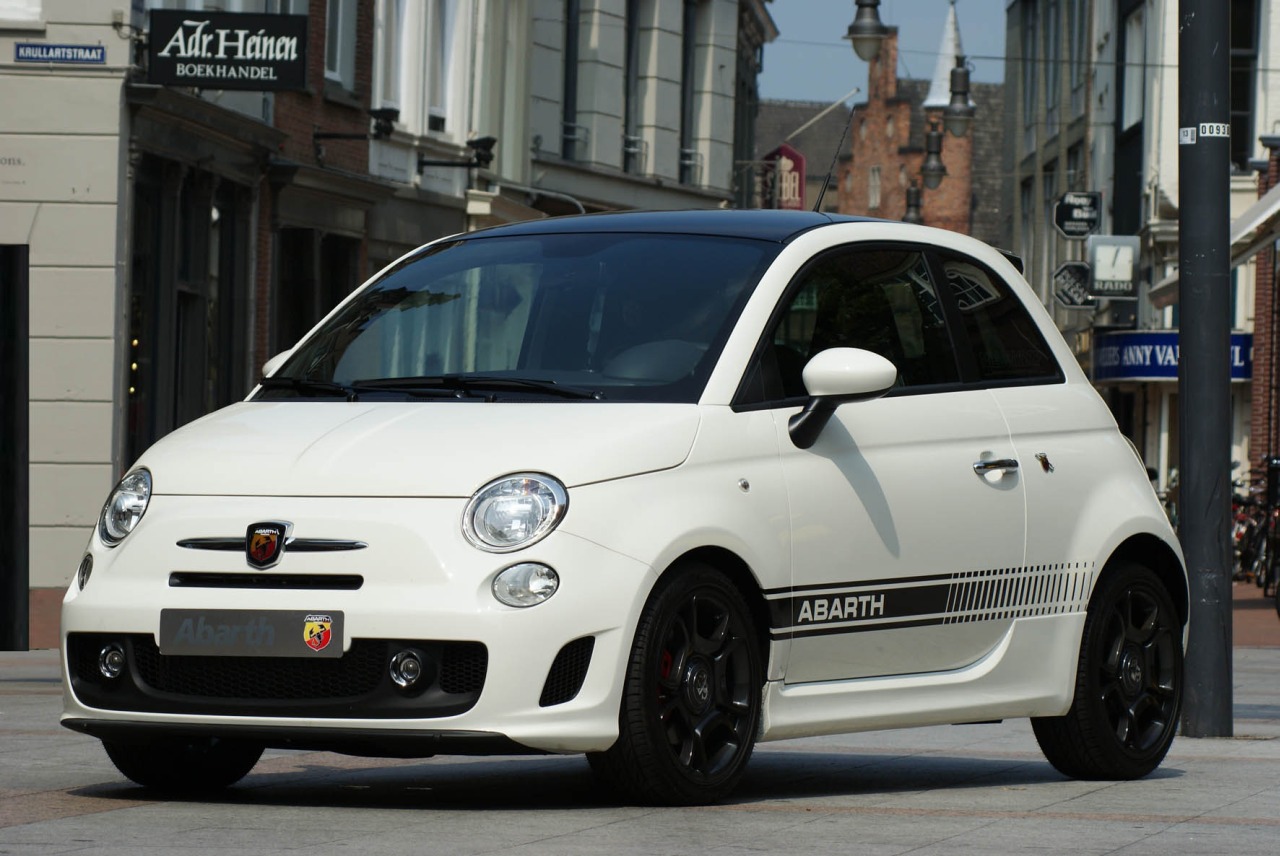 Fiat 500 Abarth Competizione : la même en plus cher