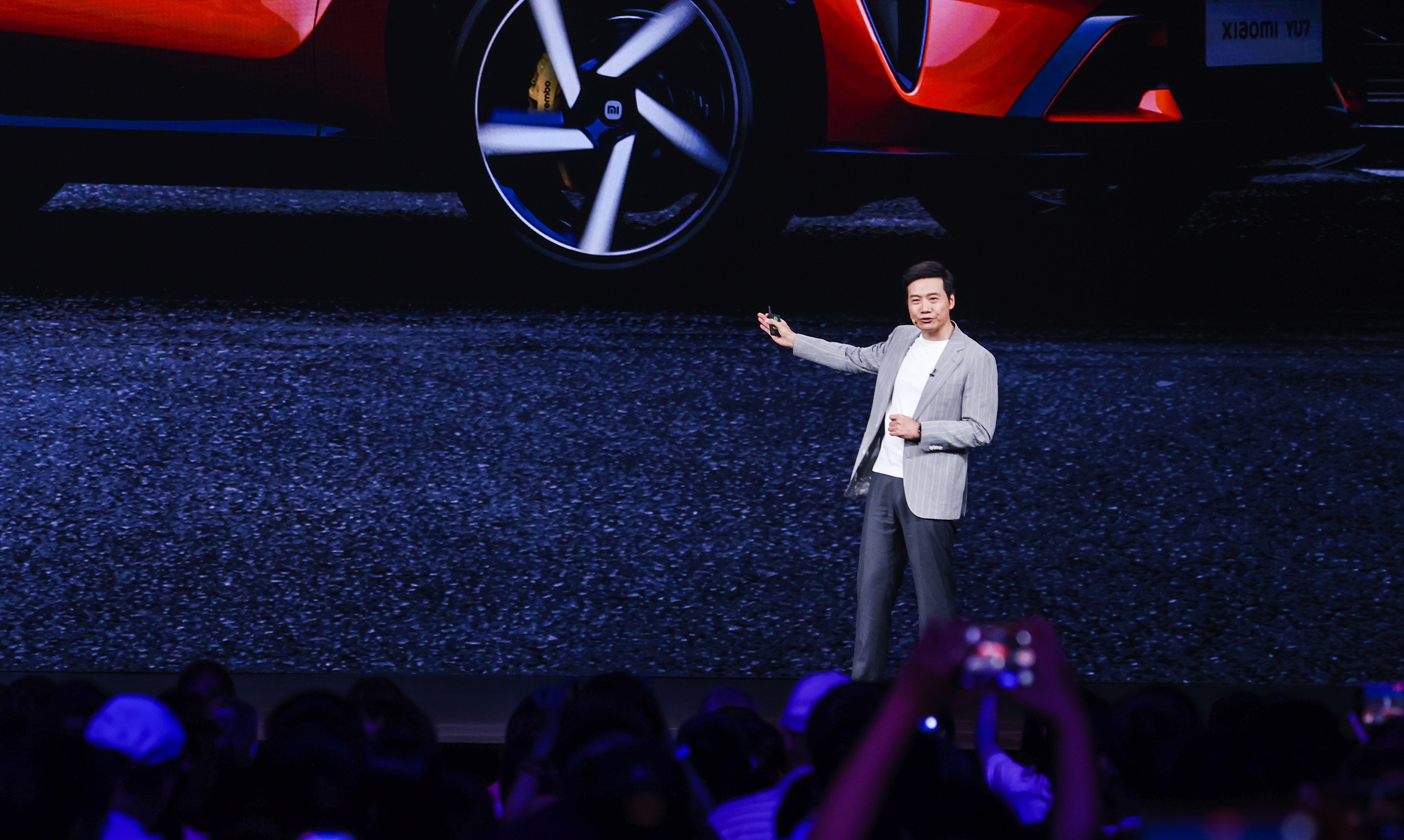 L'homme le plus riche de Chine dit merci à ses voitures électriques