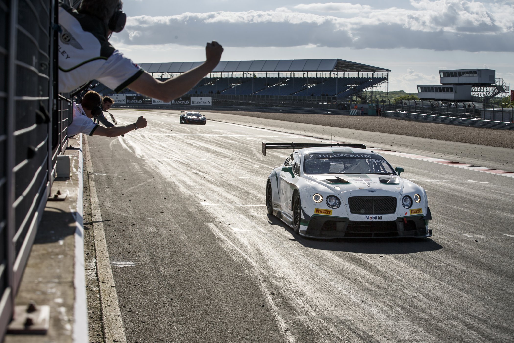 Une Bentley Continental GT de 700 ch présentée à Goodwood 2014