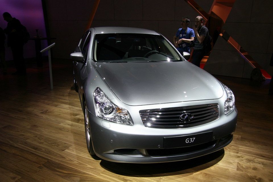Photos Infiniti G37 - Page 2