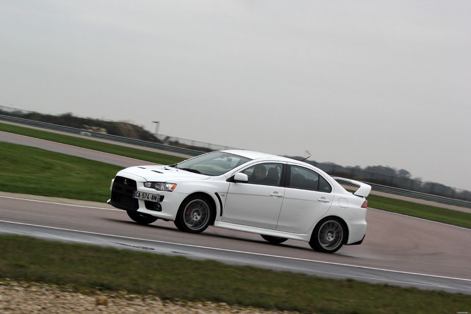 Photos Mitsubishi Lancer Evolution - Page 2