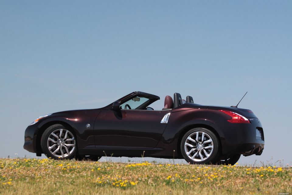 Photos Nissan 370z Roadster