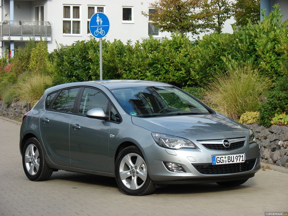 Photos Opel Astra 4