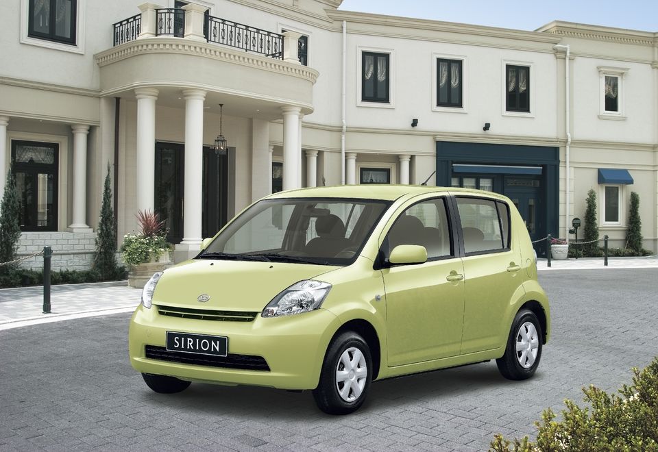 Photos Daihatsu Sirion 2