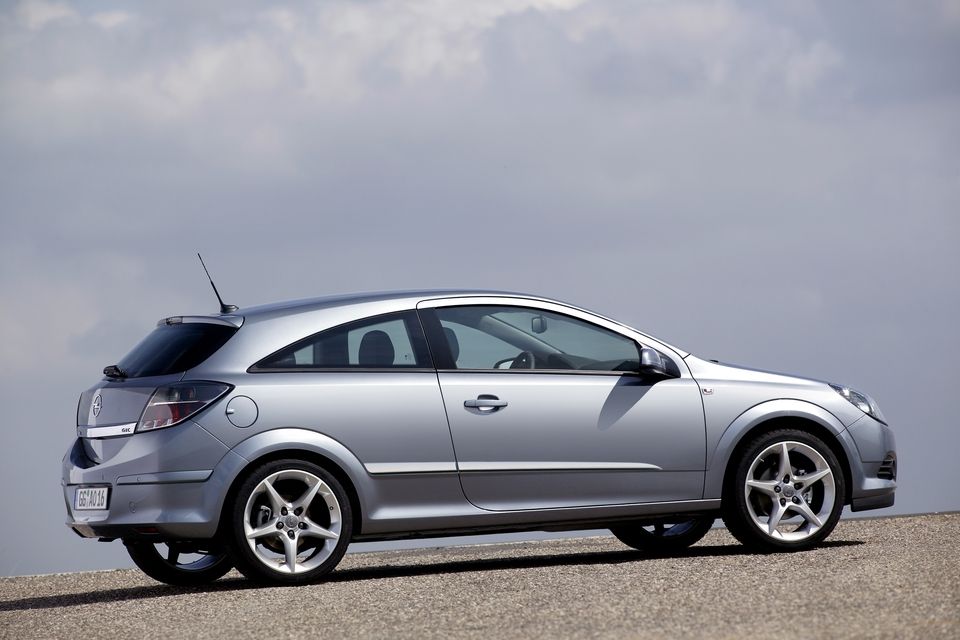 Photos Opel Astra 3 Gtc - Page 5