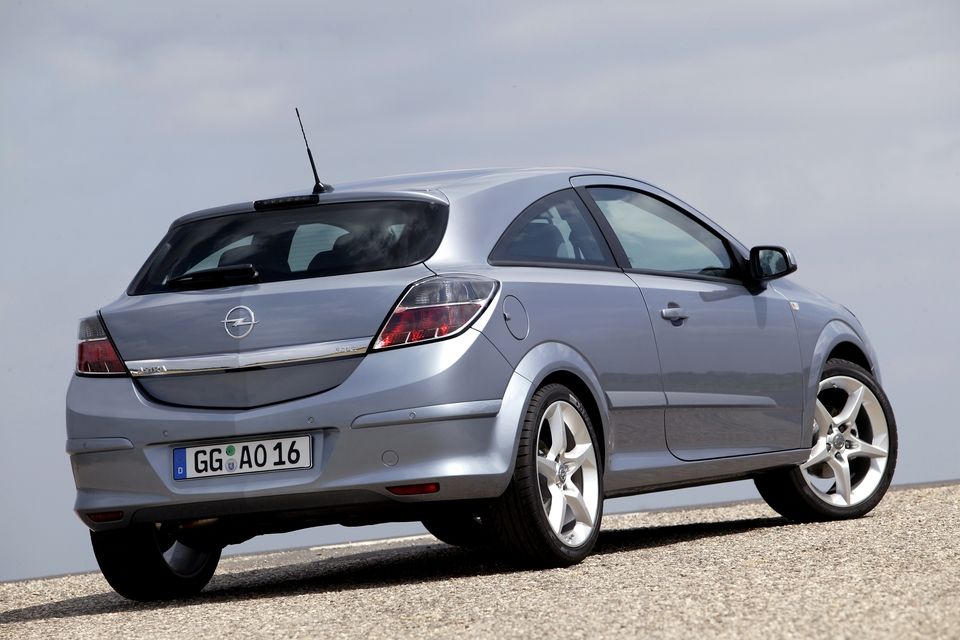 Photos Opel Astra 3 Gtc - Page 4