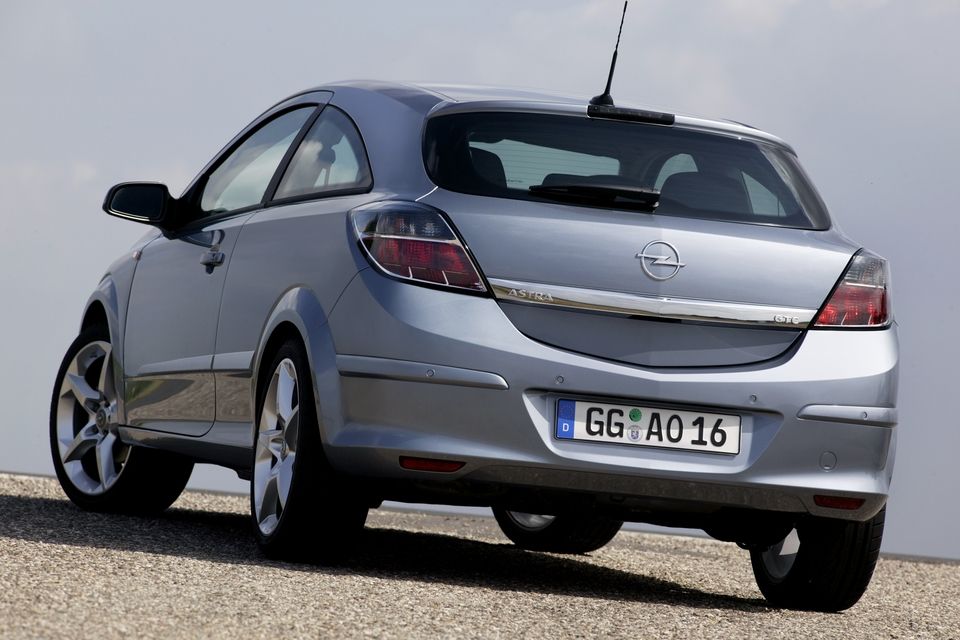 Photos Opel Astra 3 Gtc - Page 4
