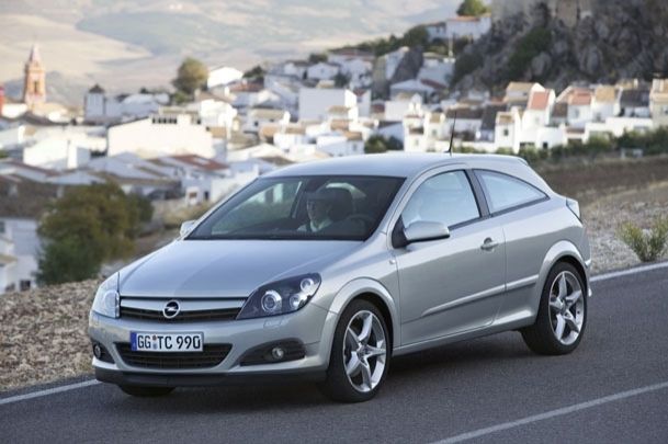 Photos Opel Astra 3 Gtc - Page 4