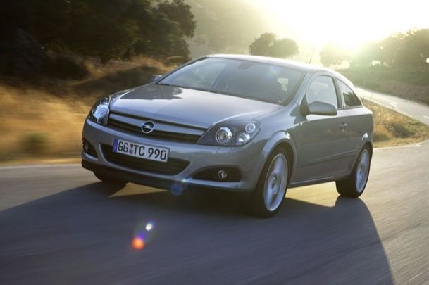 Photos Opel Astra 3 Gtc - Page 4
