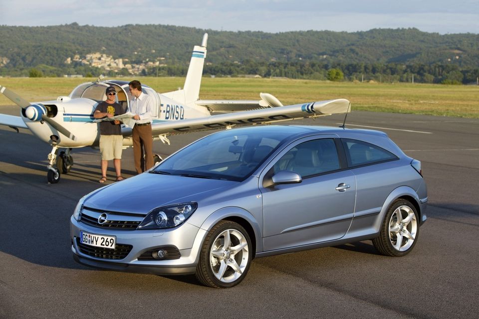 Photos Opel Astra 3 Gtc - Page 4