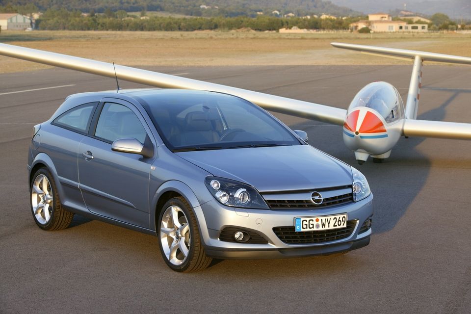Photos Opel Astra 3 Gtc - Page 4