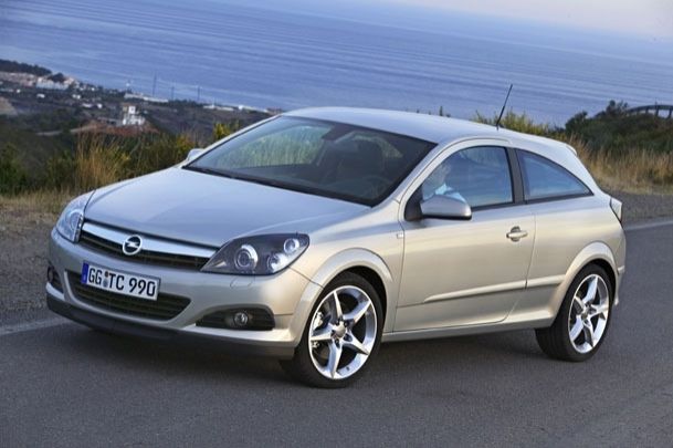 Photos Opel Astra 3 Gtc - Page 3