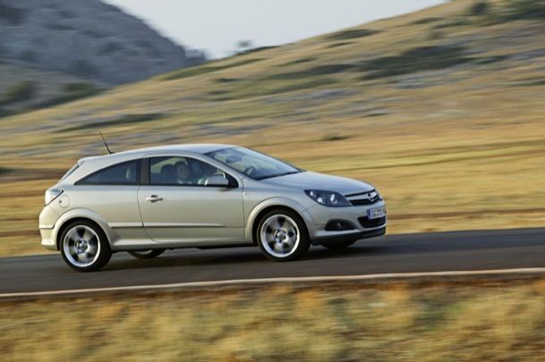 Photos Opel Astra 3 Gtc - Page 2