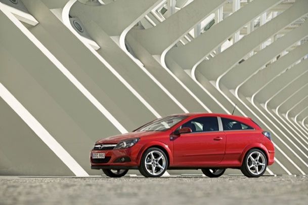 Photos Opel Astra 3 Gtc