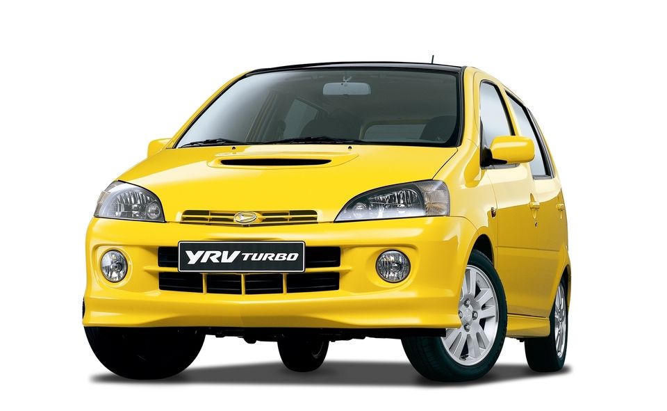 Photos Daihatsu Yrv