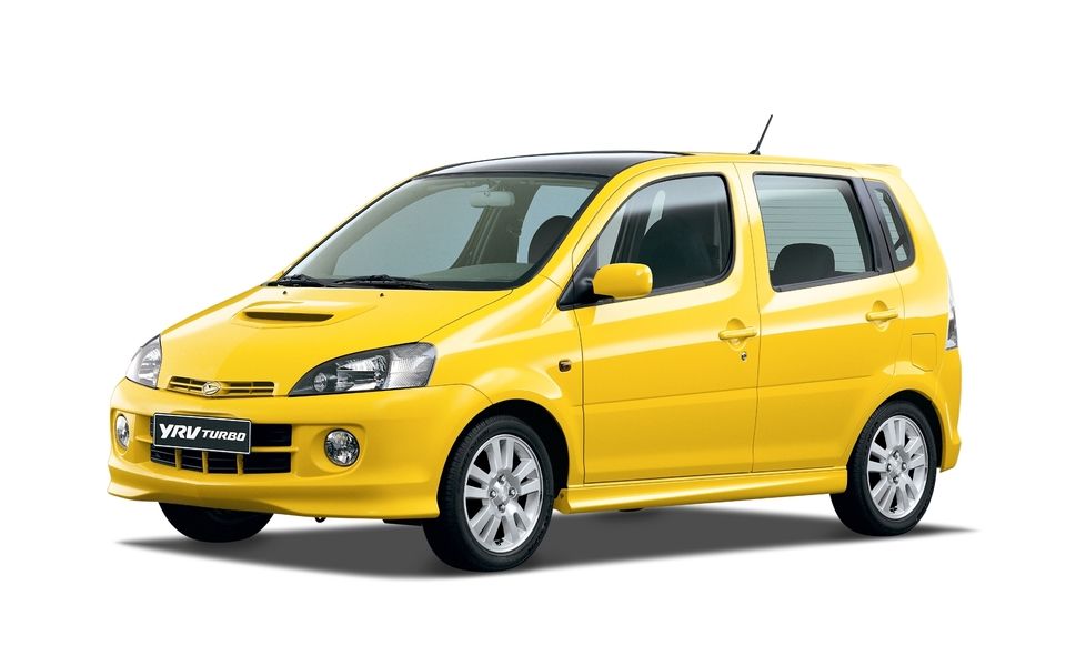 Photos Daihatsu Yrv