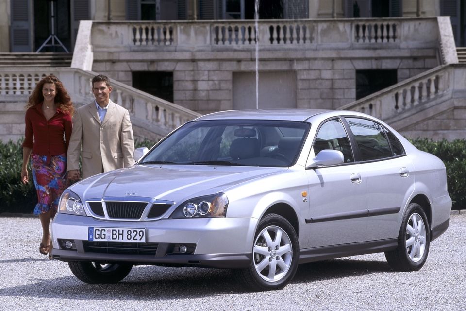 Photos Chevrolet Evanda