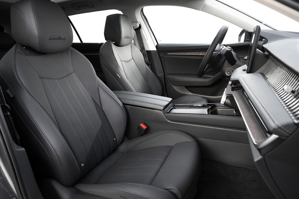 Photos Skoda Superb 4 Combi