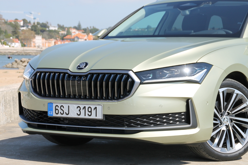 Photos Skoda Superb 4 Combi
