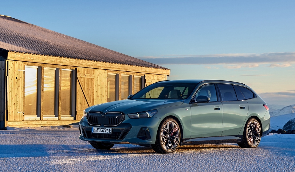 Photos Bmw I5 G61 Touring