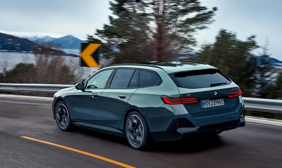 Photos Bmw I5 G61 Touring