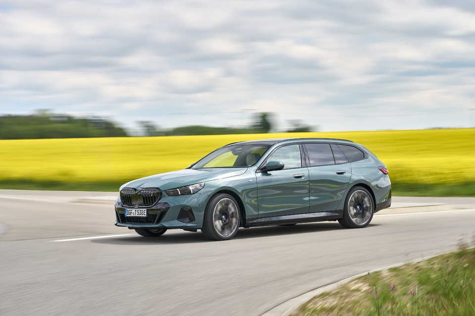 Photos Bmw I5 G61 Touring