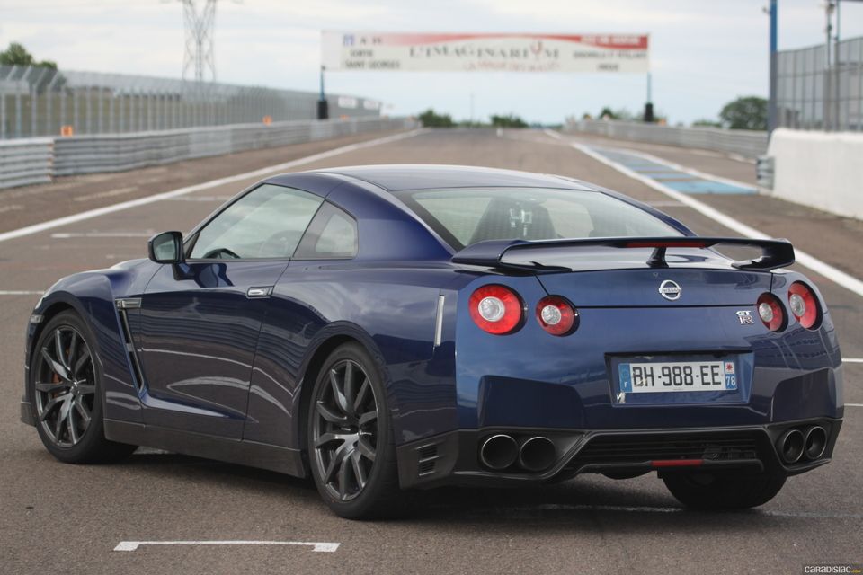 Photos Nissan Gt-r - Page 2