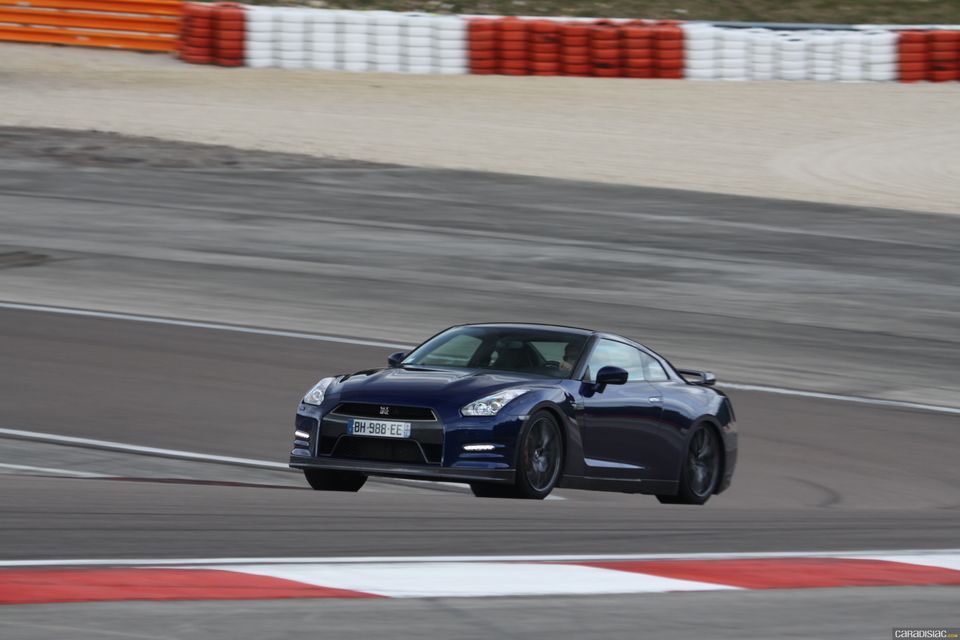 Photos Nissan Gt-r - Page 2