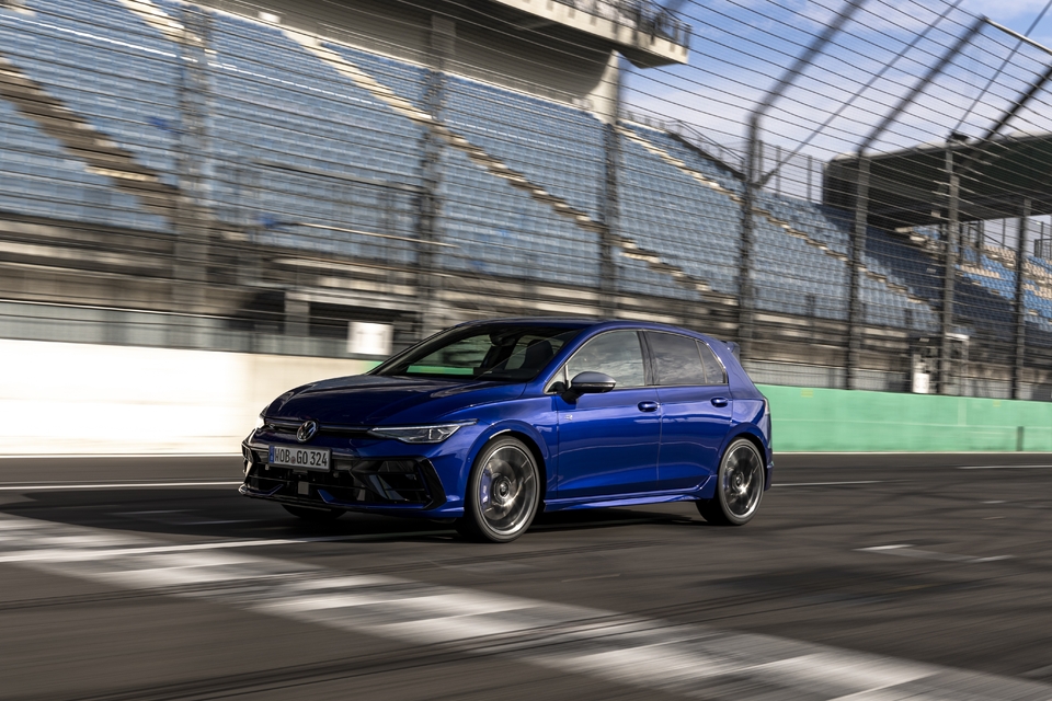 Photos Volkswagen Golf 8 R