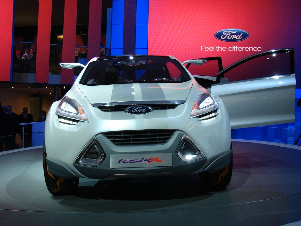 Photos Ford Iosis X
