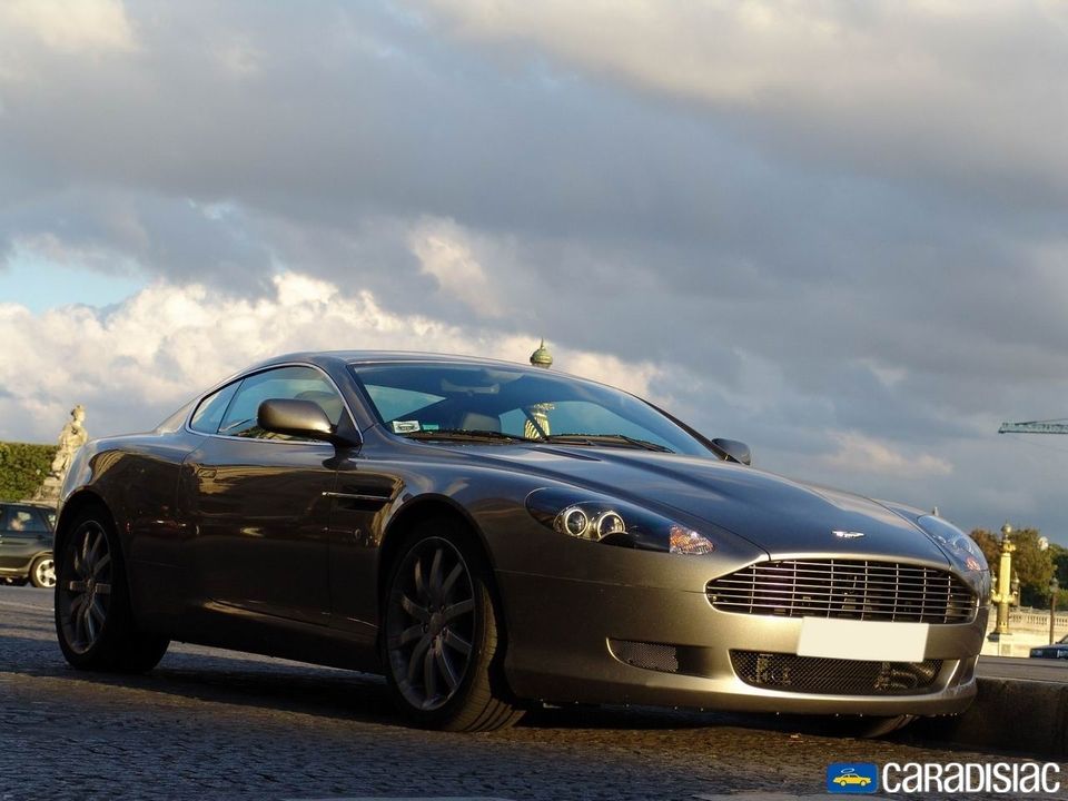 Photos Aston Martin Db9 - Page 19